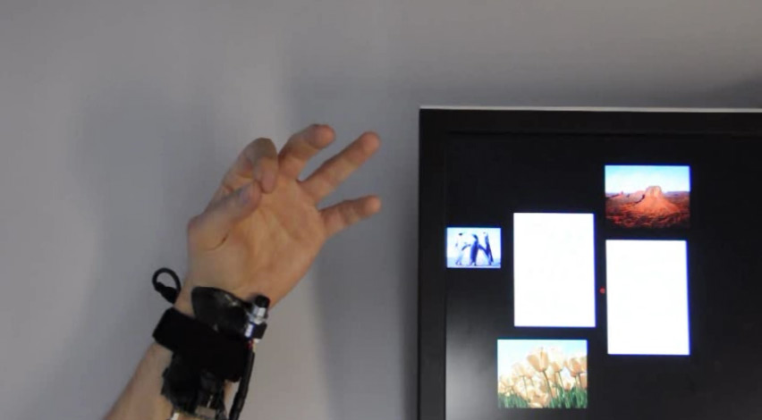 Microsoft unveils new wrist controller