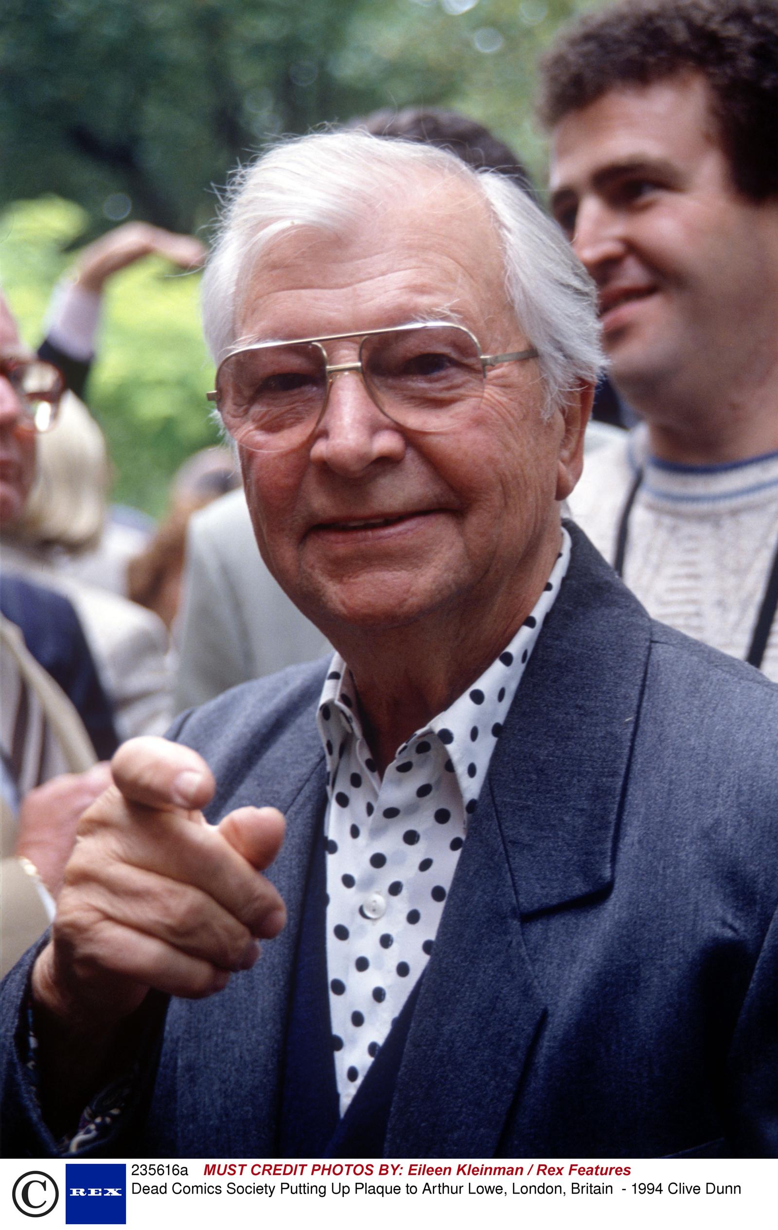 'Dad's Army' star Clive Dunn dies, aged 92