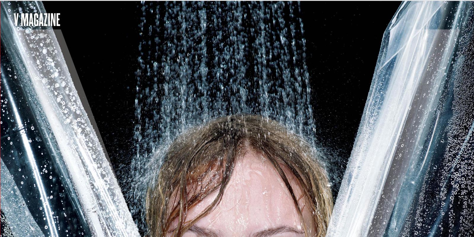 Scarlett Johansson recreates 'Psycho' shower scene - picture