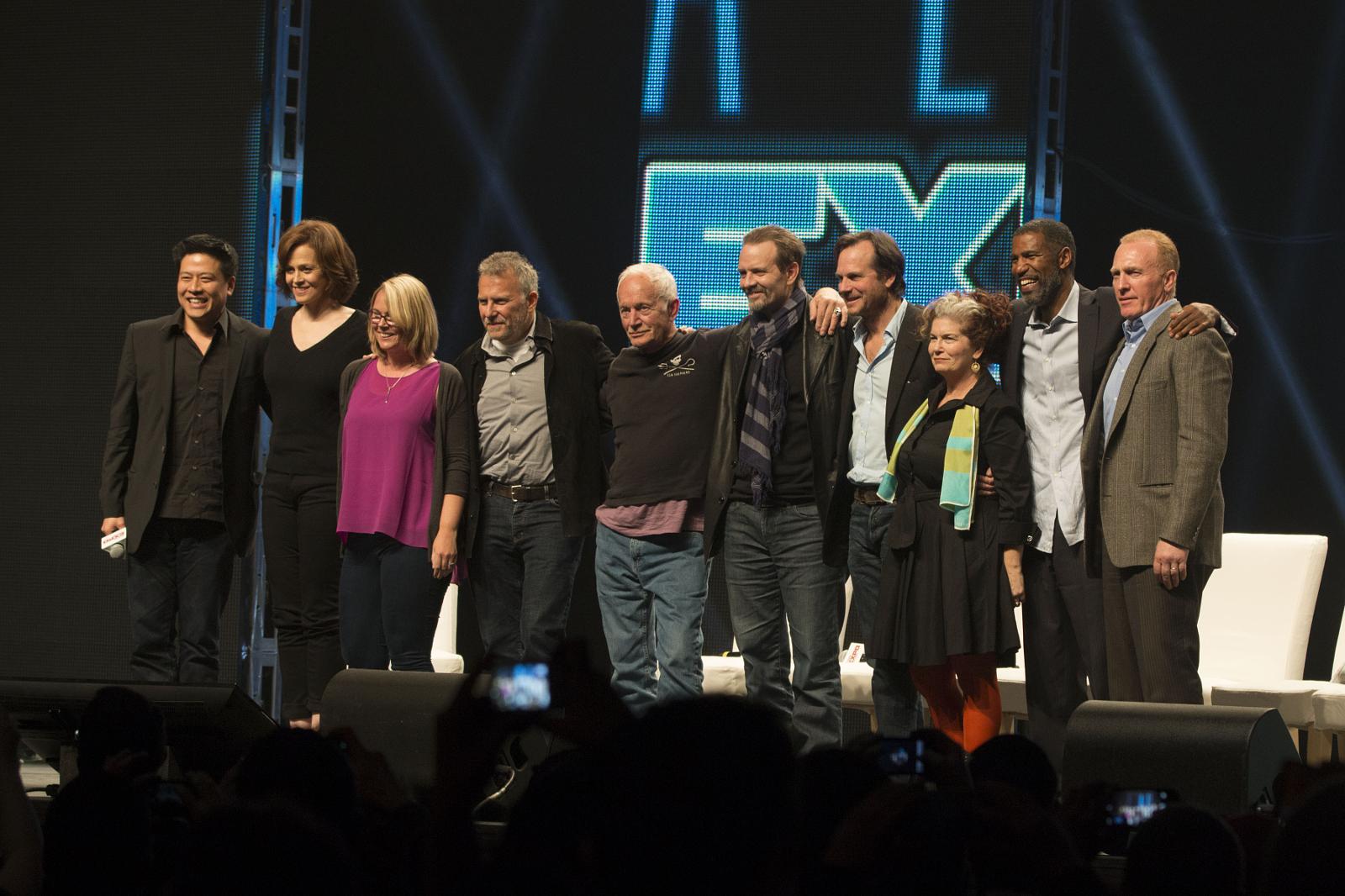 Aliens stars reunite for 28th anniversary - picture