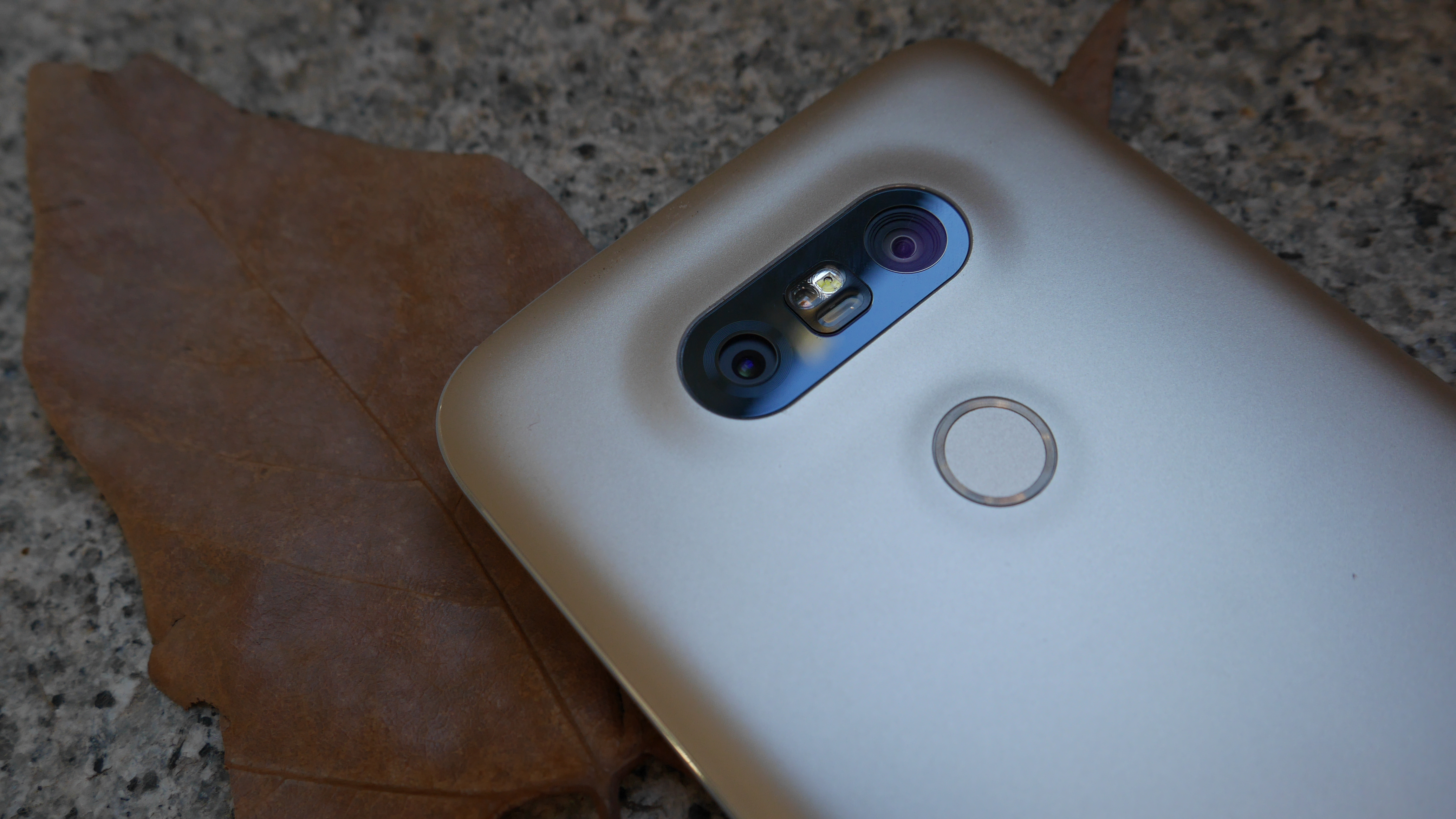 LG G5 unveiled as LEGO-inspired modular phone at MWC 2016